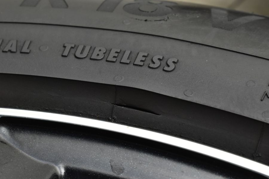 【良好品】レオニス 18in 8J +42 PCD114.3 コンチネンタル テックコンタクト TC6 SUV 235/55R18 レクサス ...