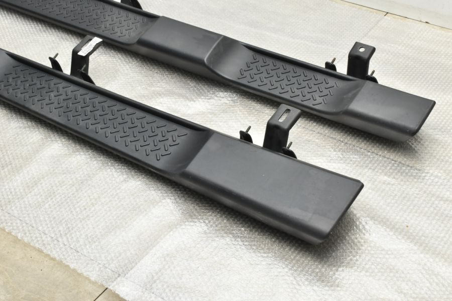 【程度良好品】Jeep ジープ JK ラングラー アンリミテッド 純正 サイドステップ ランニングボード 左右セット 品番 ...