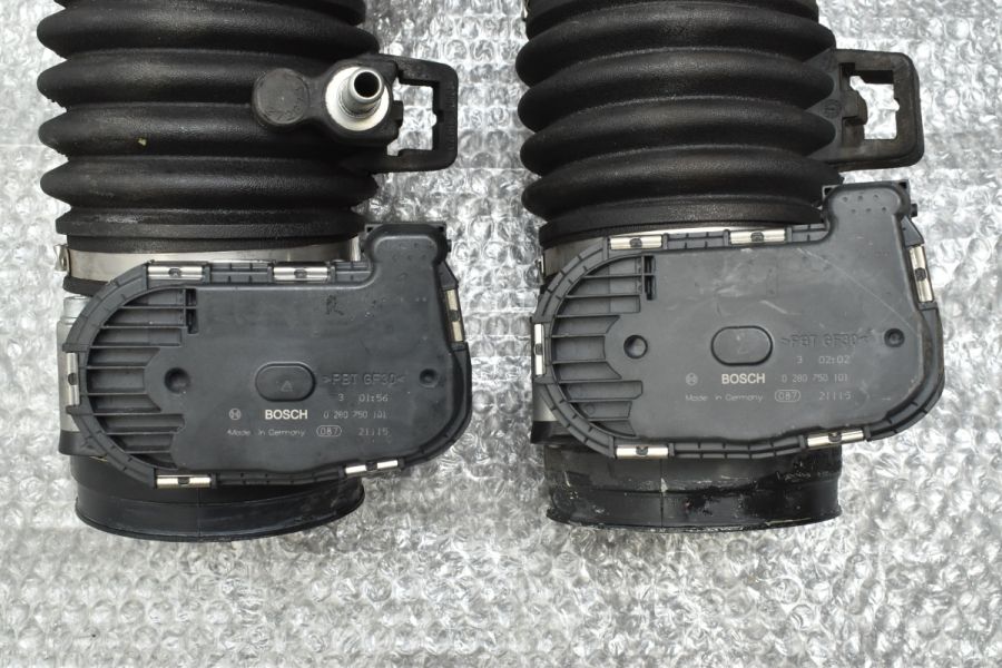 【正規品 美品】フェラーリ 458 純正 エアフロメーター スロットルボディ 2点セット BOSCH 0280750101 ...