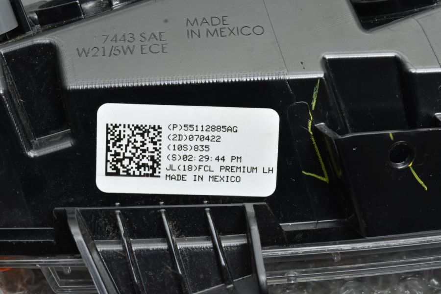 【正規品 美品】JEEP ジープ JL ラングラー 純正 デイライト ウィンカー付属 左右セット 品番:55112884AF ...