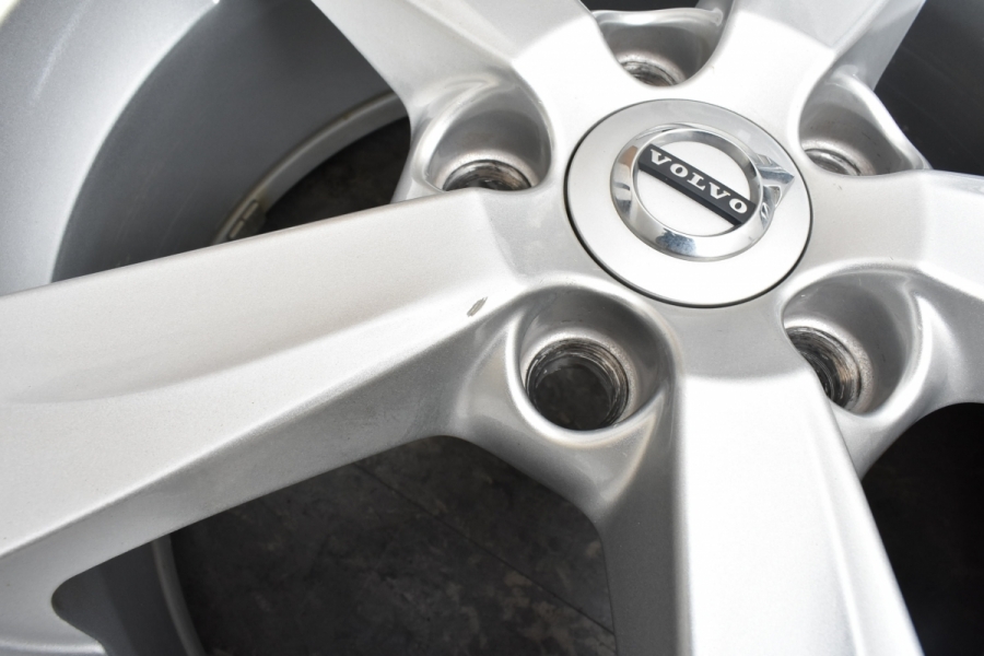 【程度良好品】ボルボ V40 純正 Matres 16in 7J +50 ミシュラン X-ICE3+ 205/55R16 品番:31317285 C30 S40 S60 VOLVO ノーマル ...